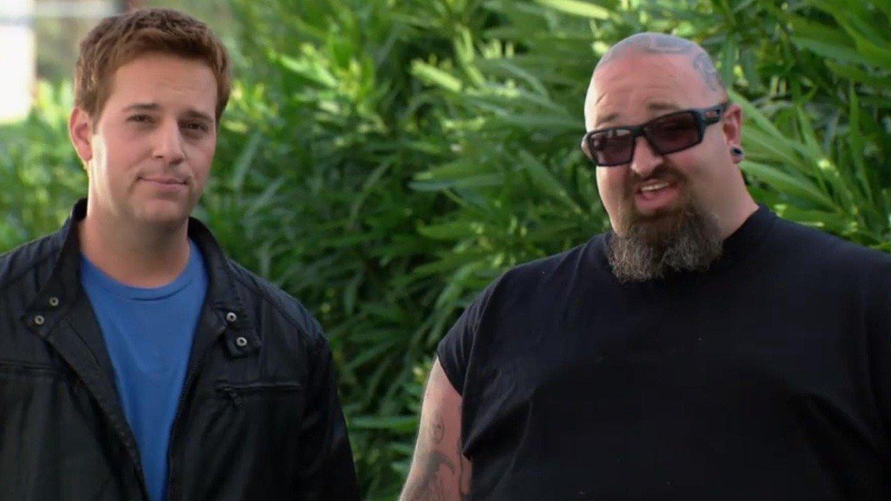 Watch Auction Hunters: S4E19 - You Foos You Lose on Philo (Free Trial)