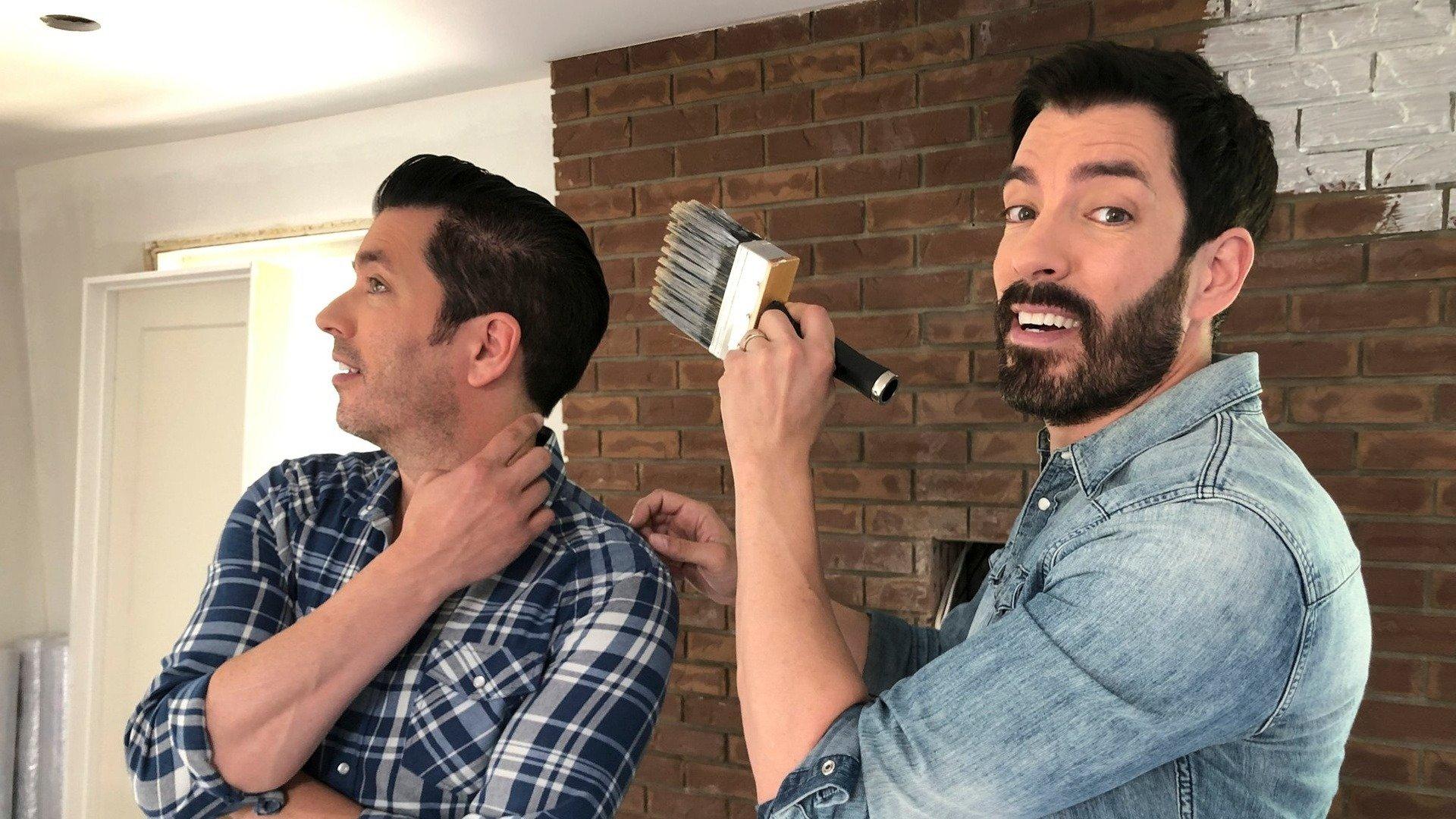 Watch Property Brothers: Forever Home: S6E11 - Keeping It in the Family ...