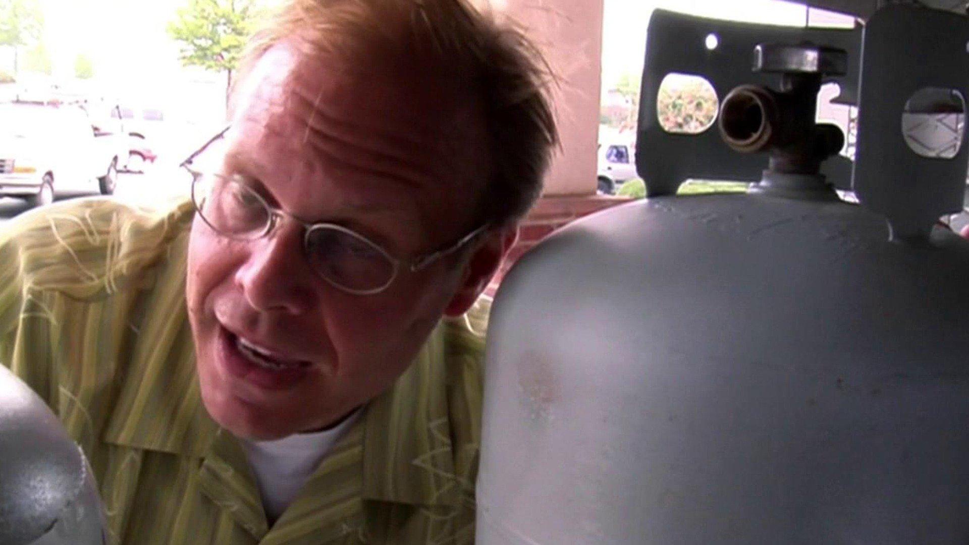 Watch Good Eats: S10E13 - Fry Turkey Fry on Philo (Free Trial)