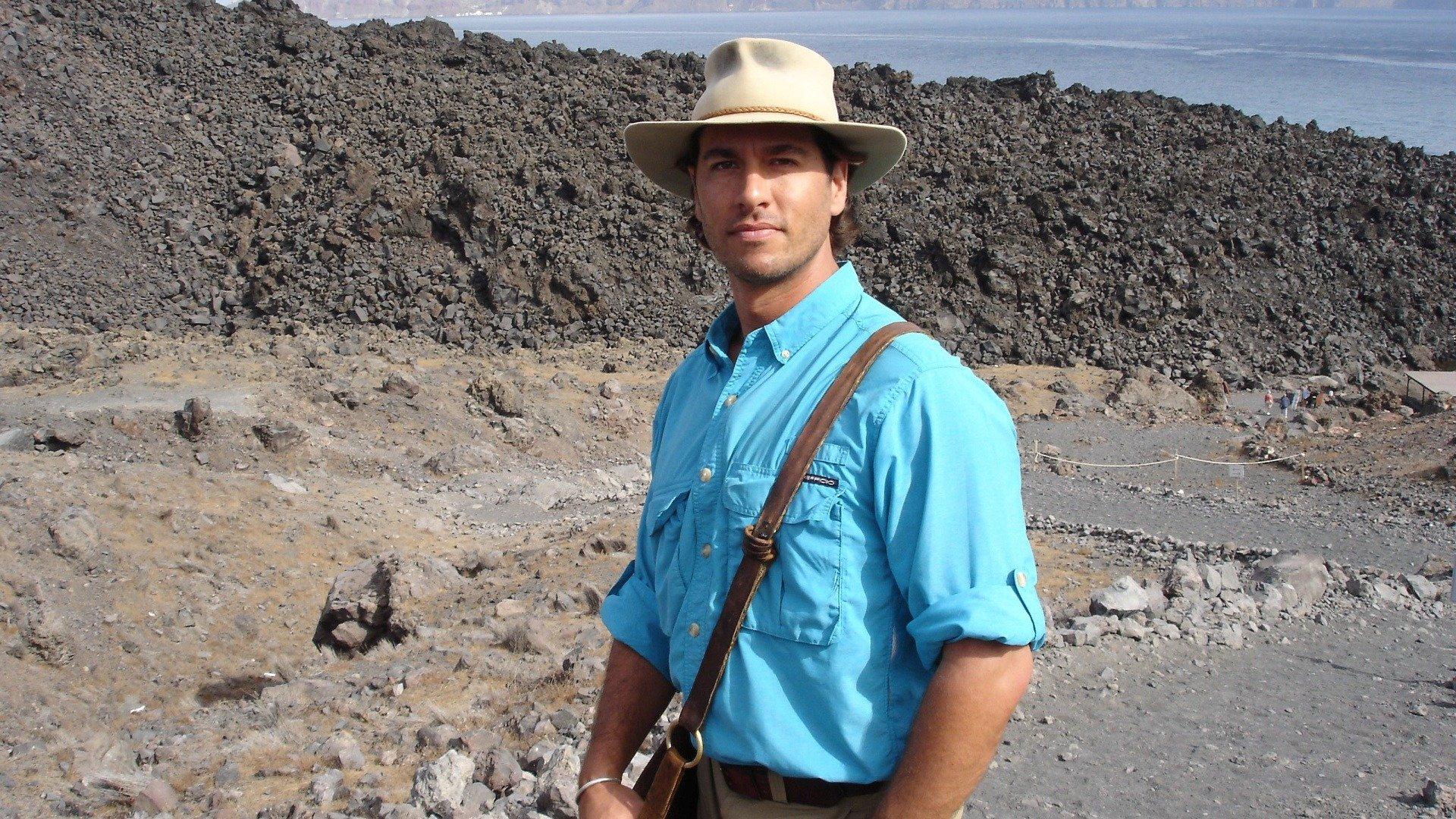 Watch Digging for the Truth: S3E1 - Atlantis: New Revelations on Philo ...